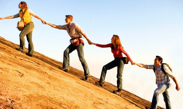 How to Keep Team Morale High During Difficult Times